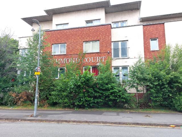 Apt 10, Richmond Court, 50 North George Street M3, 3 bed flat to rent, £1,350 pcm | PrimeLocation