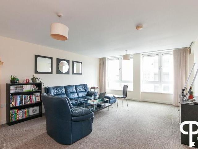 Apt 12, Shaftesbury Court, Belfast, BT7 1RY