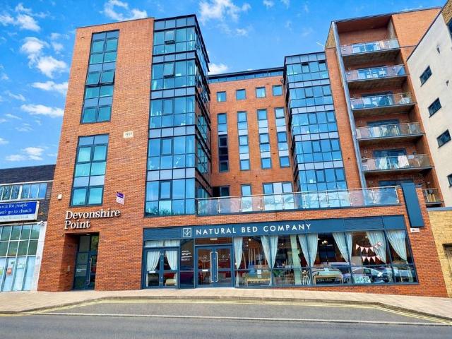 Apt 13 Devonshire Point 4 bed apartment to rent £1,889 pcm £436 pw