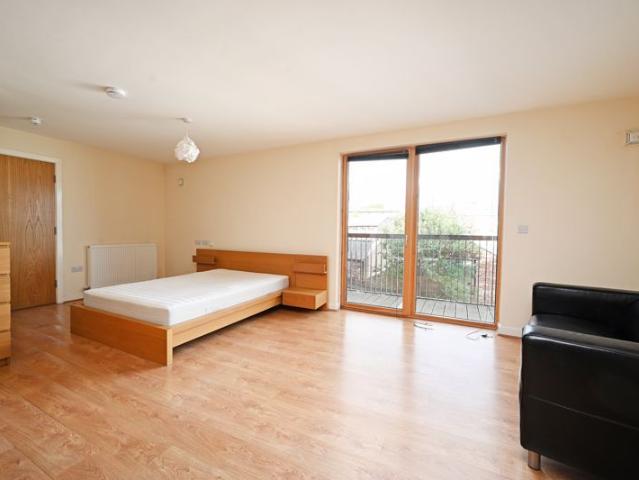 Apt 14 Ashton Point, Upper Allen Street, Sheffield S3, Studio to rent, £725 pcm | PrimeLocation