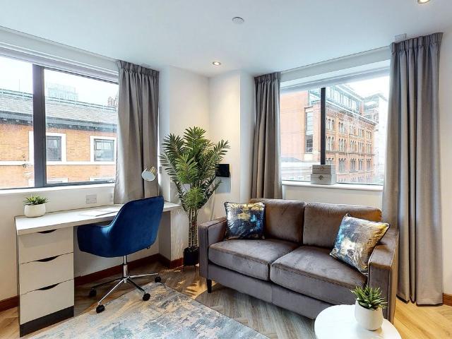 Apt 14, Live Oasis Deansgate