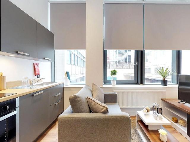 Apt 16, Gravity Residence