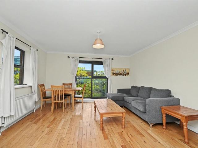Apt 17 Clarendon Quay 1 Pilot Place, Belfast, BT1 3AG