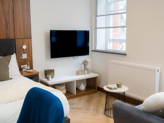 Apt 19, Live Oasis Piccadilly, Live. Studio to rent £1,258 pcm £290 pw