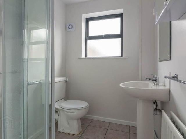 Apt 1, 43 Sandhurst Drive, Belfast, BT9 5AY