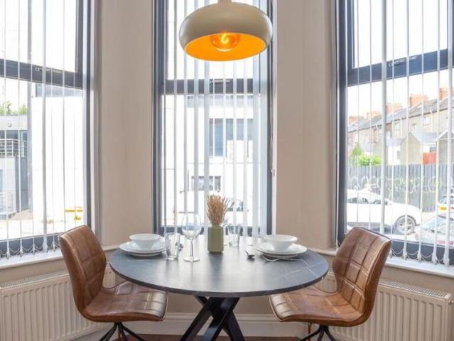 Apt 1, 17 Camden Street, Belfast, BT9 6AT