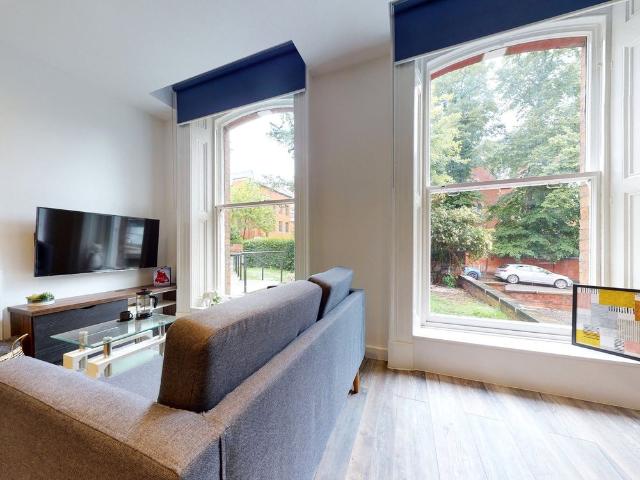 Apt 1, 27 Hyde Terrace