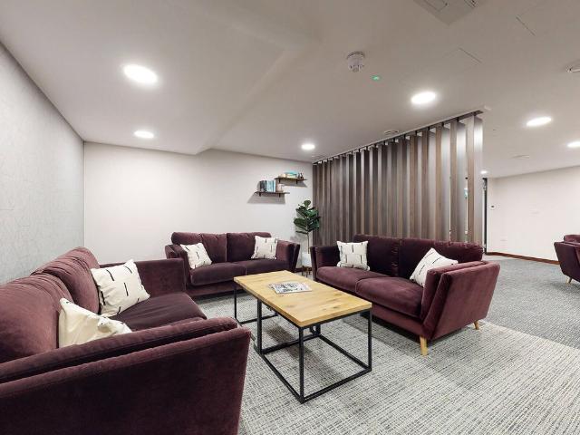 Apt 1, Live Oasis Wade Lane