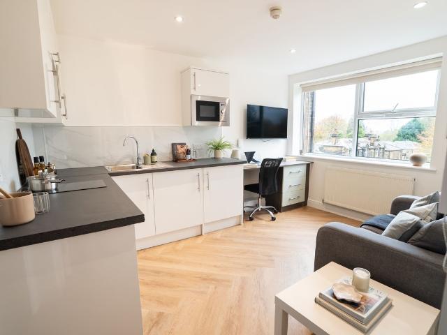 Apt 1, Portland Place #112407 LS6, 1 bed flat to rent, £895 pcm | PrimeLocation