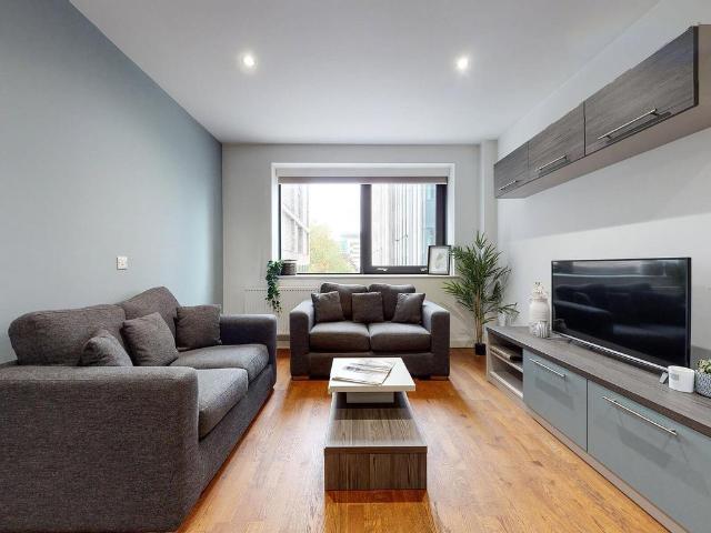 Apt 20, Havana Residence, Wade Lane LS2 2 bed apartment to rent £1,925 pcm £444 pw