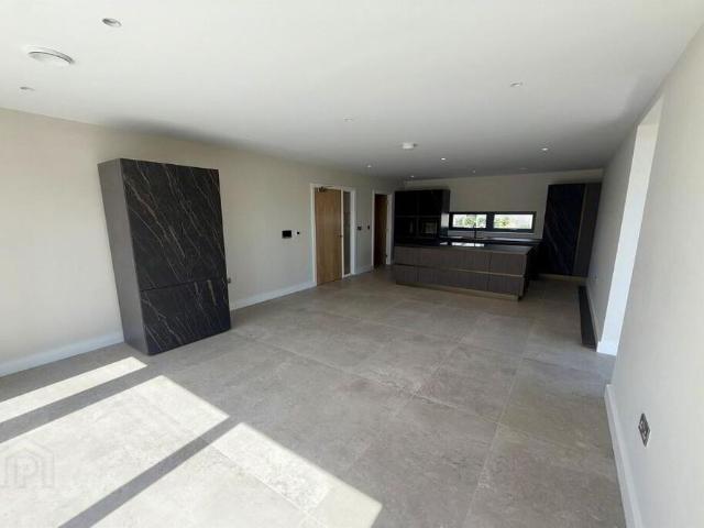 Apt 20 The Residences, Kings Hall Lane, Belfast, BT9 6GW