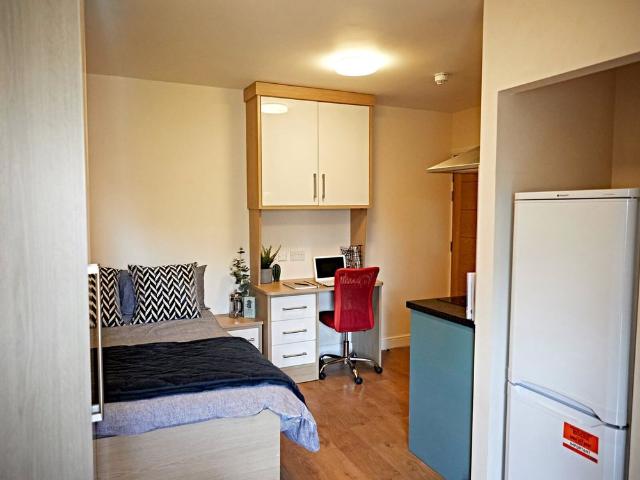 Apt 22, Lofthouse Residence