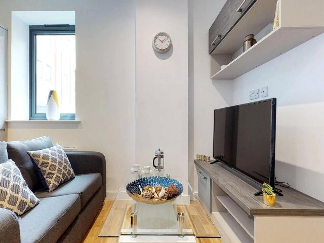 Apt 23, Onyx Residence