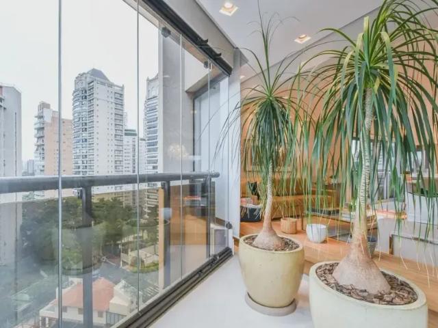 Apt. 244m²au, 3 dorm, 2 suítes, 3 vagas, c/varanda e com vista para o parque. Em Vila Nova Conceição