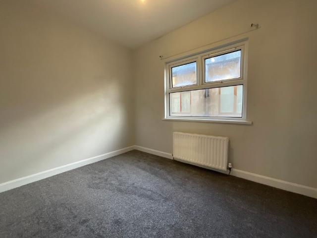 Apt 2, 10 Cliftonville Avenue, Apartment 2, Belfast, BT14 6BX
