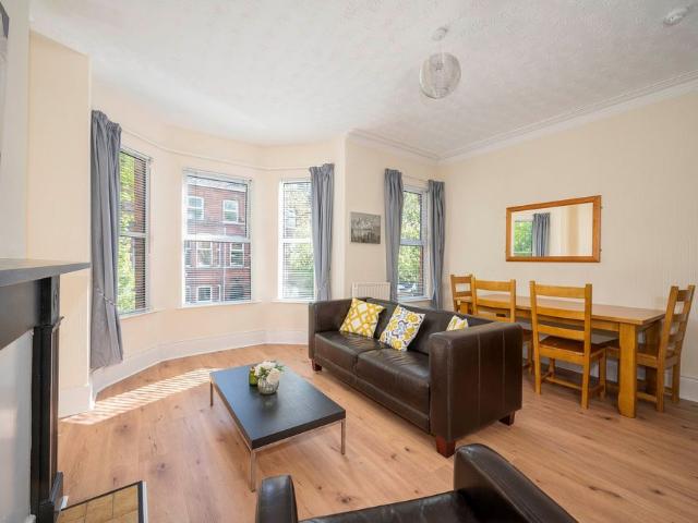 Apt 2 14 Glandore Gardens, Belfast, BT15 3FF