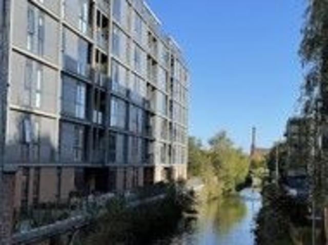 Apt 2.18: Flint Glass Wharf