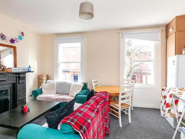 Apt 2, 27 Wolseley Street, Belfast, BT7 1LG