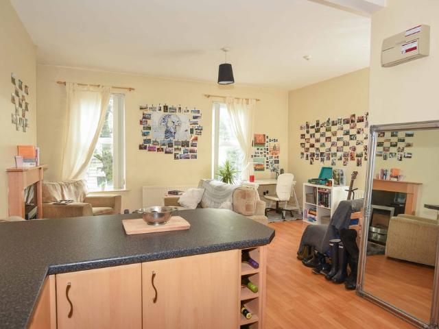 Apt 2 25 Stranmillis Road, Belfast, BT9 5AF