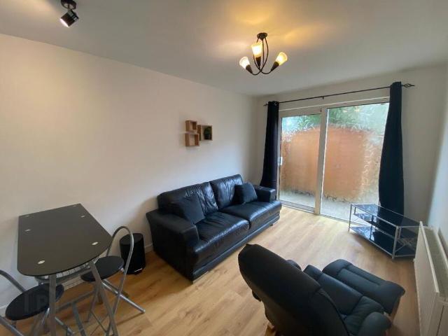 Apt 2 Ashley Court, 6 10 Ashley Avenue, Belfast, BT9 7NG