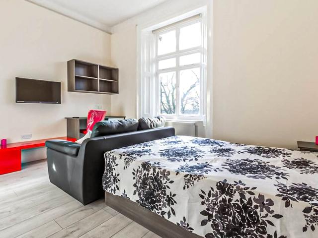 Apt 37, Portland Place #359165 LS6, Studio to rent, £849 pcm | PrimeLocation