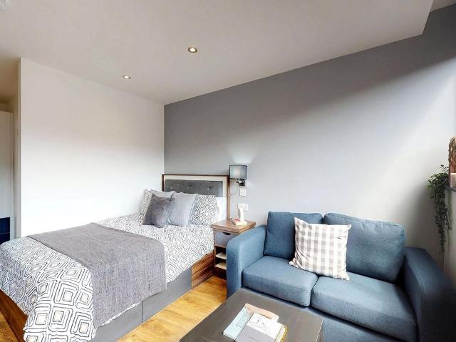 Apt 37, Ribbon Residence