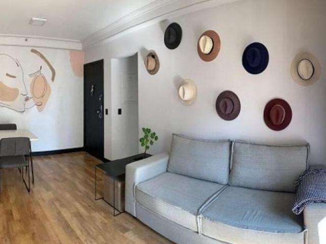 Apt 42m² de área útil, 1 vaga, 1 quarto, sem suíte, Amplo Living, Cozinha repleta de armários