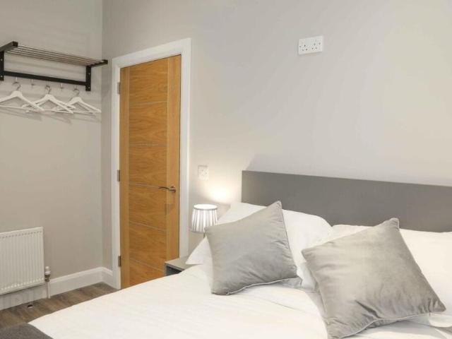 Apt 4, 61 Eglantine Avenue, Belfast, BT9 6EW