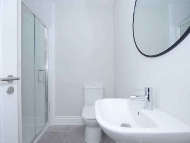 Apt 4, 7 Malone Road, Belfast BT9 6RT