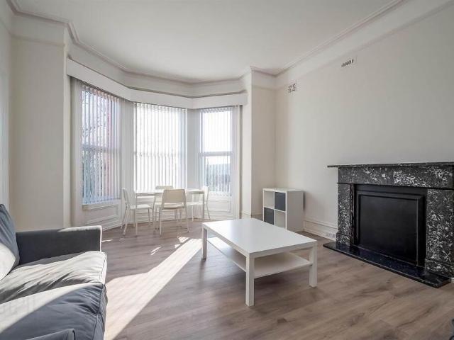 Apt 4, 8 Adelaide Park, Belfast, BT9 6FX