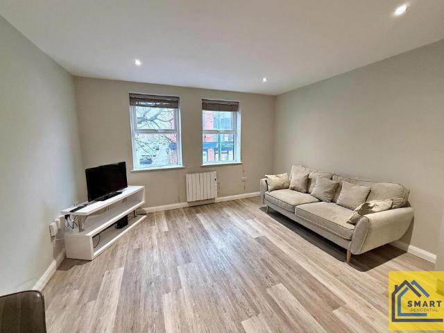 Apt 4, 2a Willowfield Street, Belfast, BT6 9AU