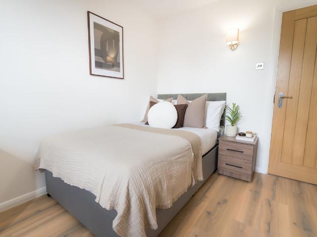Apt 502, Cambridge House #194325 M15, Room to rent, £849 pcm | PrimeLocation