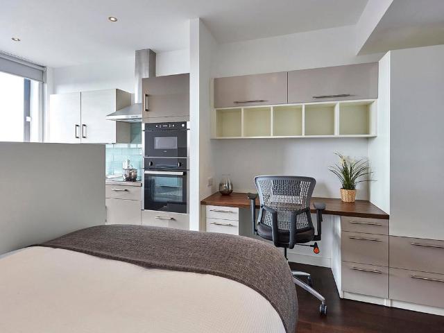 Apt 52, Piccadilly Residence. Studio to rent £1,135 pcm £262 pw