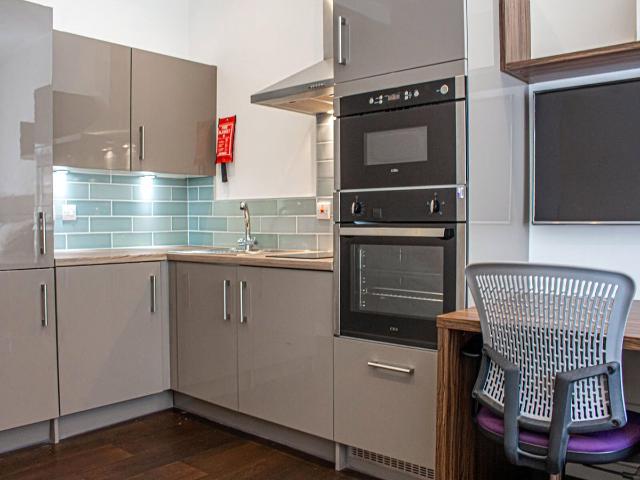 Apt 59, Park Square Residence #612262 LS1, Studio to rent, £829 pcm | PrimeLocation