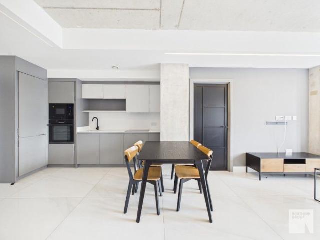 Apt 5.04: One Silk Street
