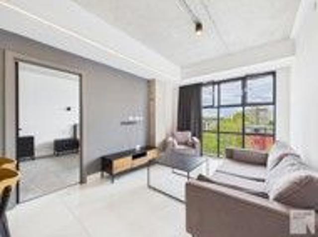 Apt 5.04: One Silk Street