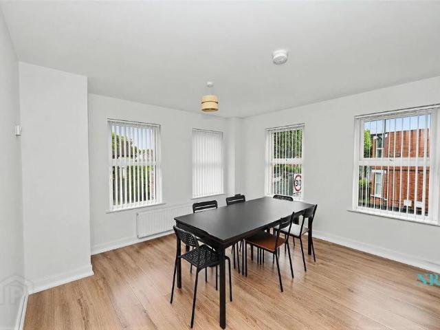 Apt 5, 1 Woodcot Avenue, Belfast, BT5 5HQ