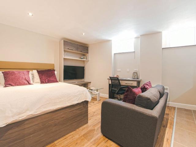 Apt 5, Eagle House #397247 M3, Studio to rent, £865 pcm | PrimeLocation