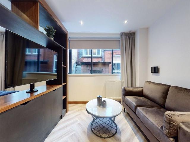 Apt 5, Live Oasis Deansgate