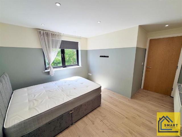 Apt 60 Titanic Walk, 3 Ballymacarrett Road, Belfast, BT4 1BT