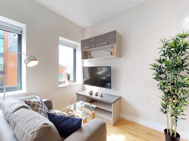 Apt 66, Onyx Residence