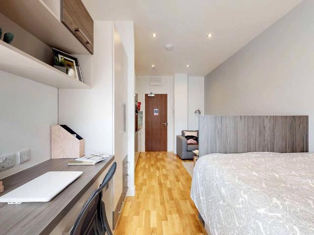 Apt 67, Onyx Residence