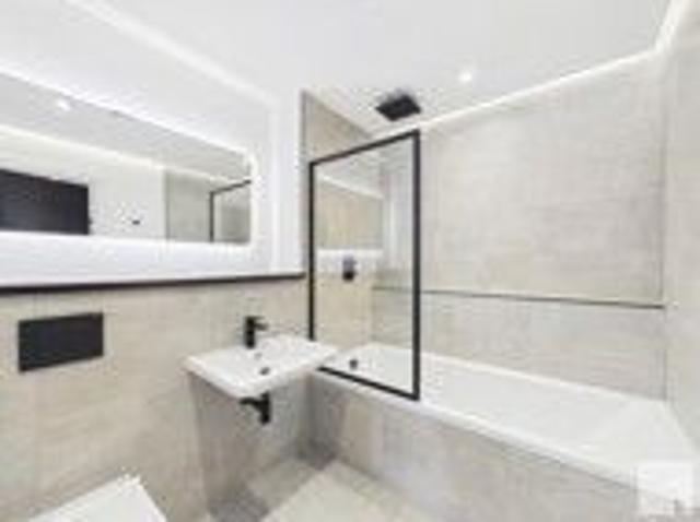 Apt 6.04: One Silk Street
