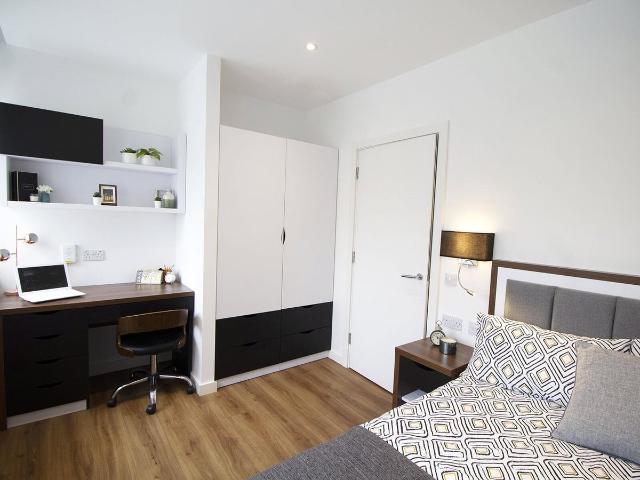 Apt 74, Gravity Residence #678872 L2, 2 bed flat to rent, £1,552 pcm | PrimeLocation
