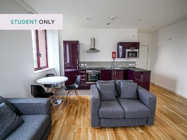Apt 74, Q One Residence, Wade Lane LS2 2 bed apartment to rent £1,899 pcm £438 pw
