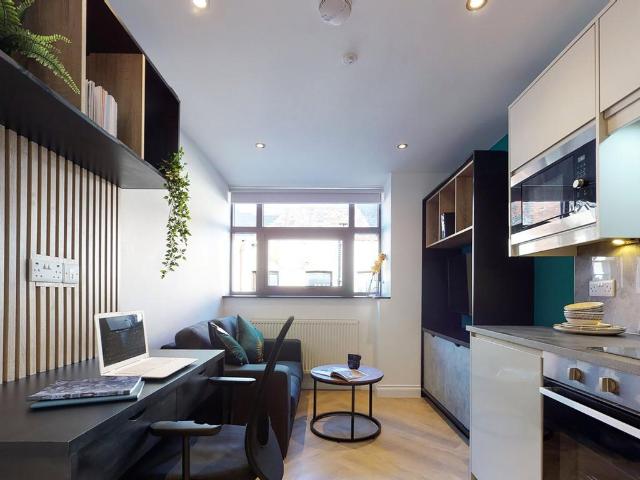Apt 8, 7 South Parade, 7 South Parade. 1 bed apartment to rent £1,098 pcm £253 pw