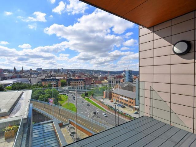 Apt 903 The Gateway, Sheffield S2, 2 bed flat to rent, £1,100 pcm | PrimeLocation