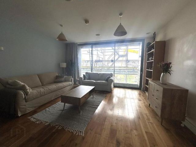 Apt 9 14 The Arc, Queens Road, Belfast, BT3 9FL