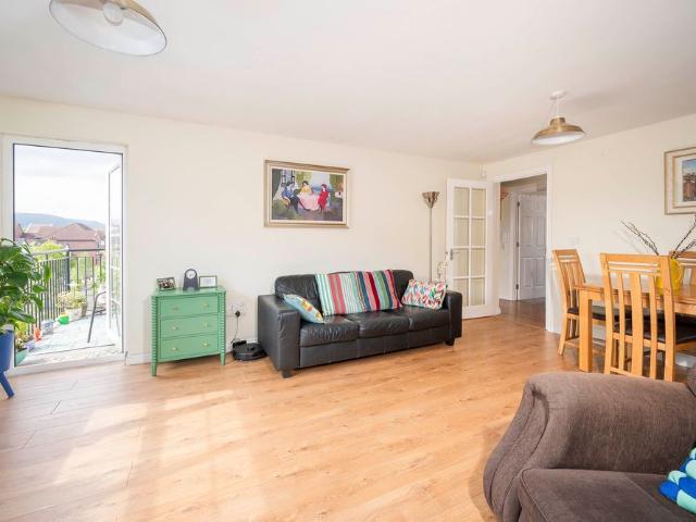 Apt 9 2 Beech Heights, Belfast, BT73LQ