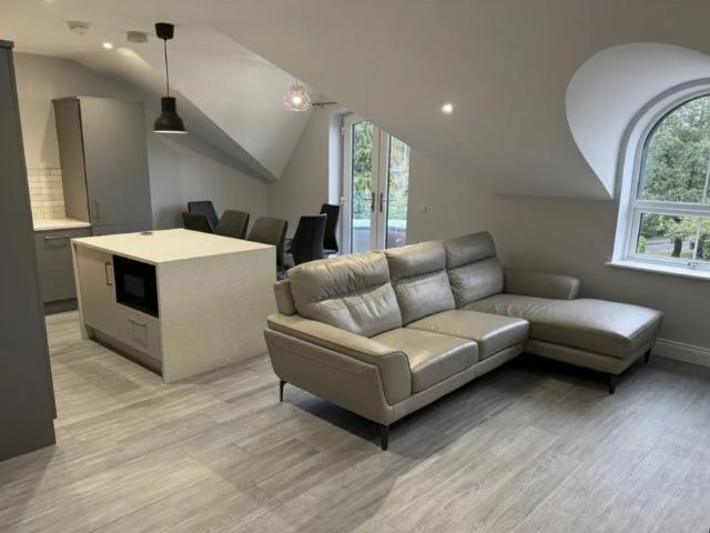 Apt 9 Balmoral Park Mews, 15 Upper Lisburn Road